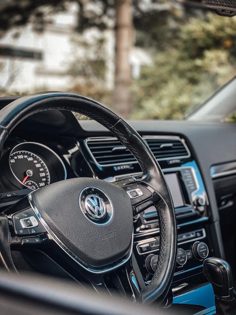 GOLF VII 1.4 TSI 122 BLUEMOTION TECHNOLOGY LOUNGE DSG7 5P Volkswagen ...