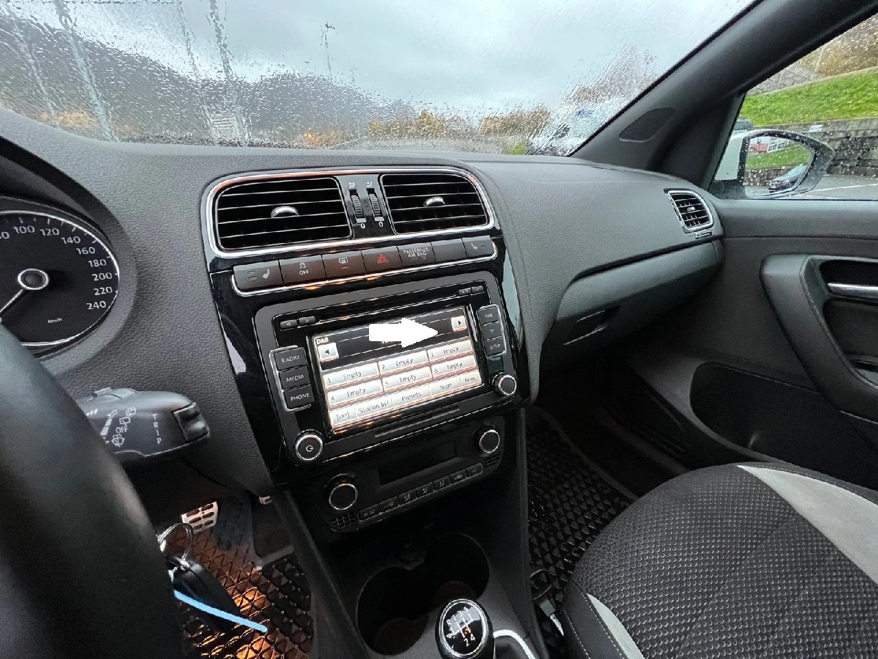 POLO V phase 2 /CONFORTLINE RLINE/1.2TSI/90HK/CRUISE/DAB+/ISOFIX/S ...