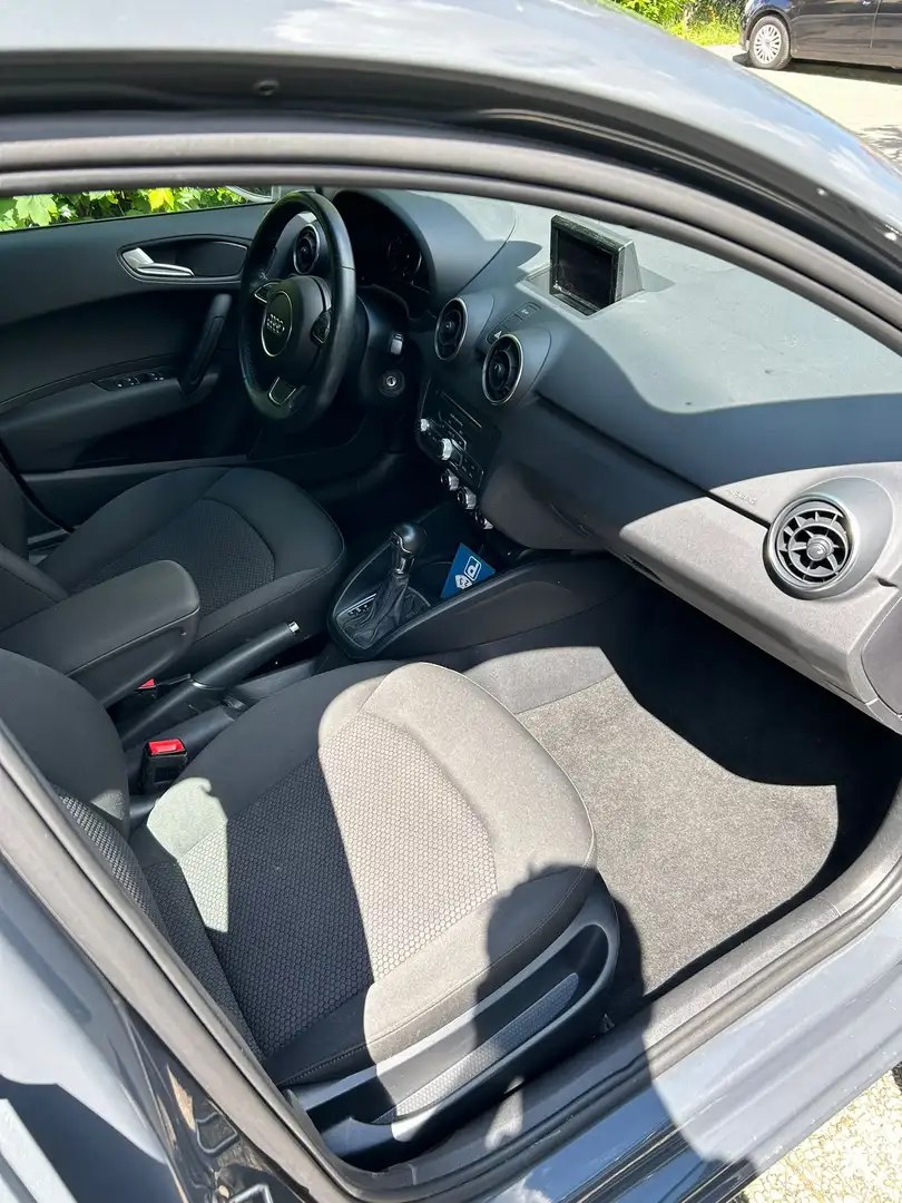 A1 Sportback 1.0 TFSI S tronic AUDI – Dynamic Autos